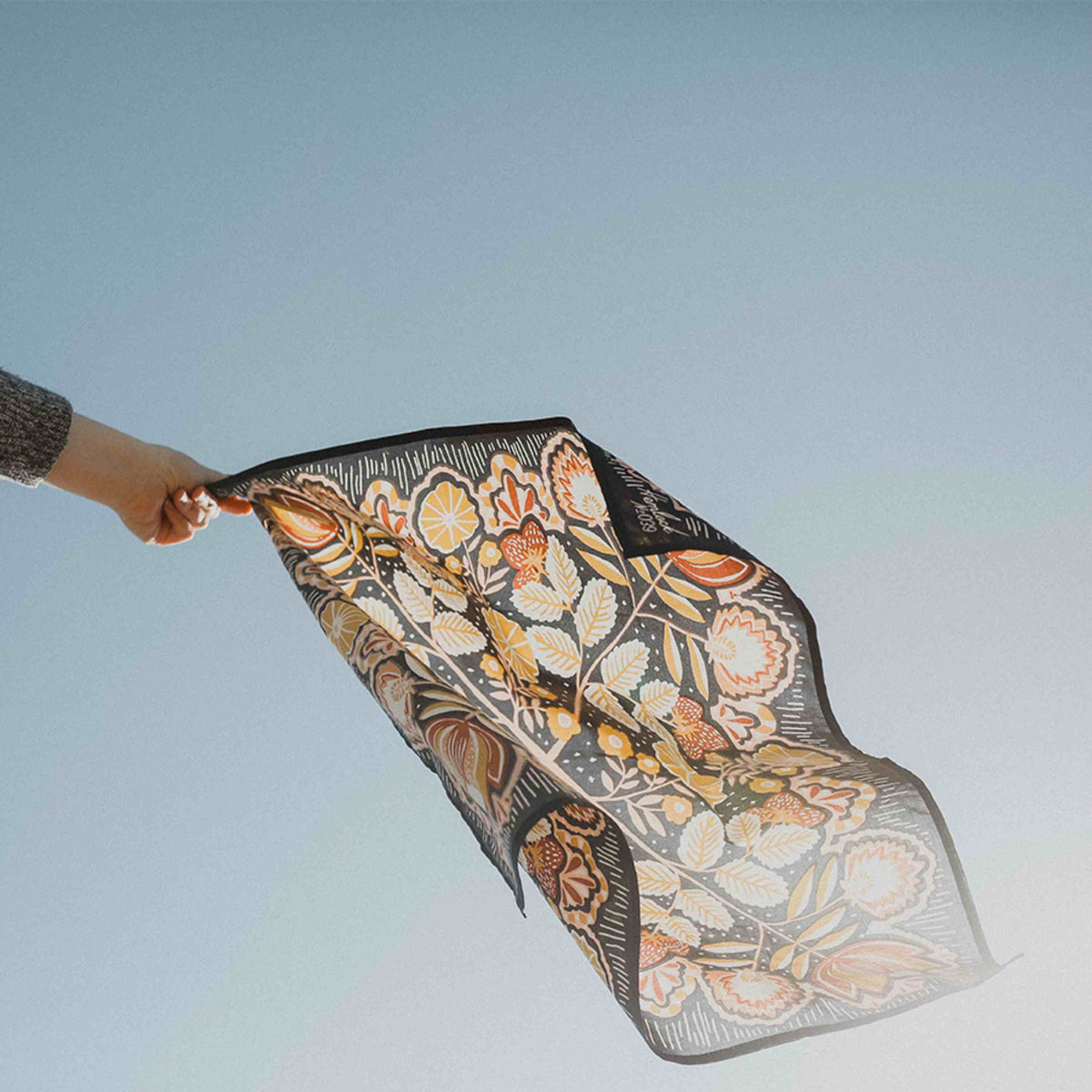 How To Wear Different Bandana Styles For Your Lifestyle – In Blue Handmade